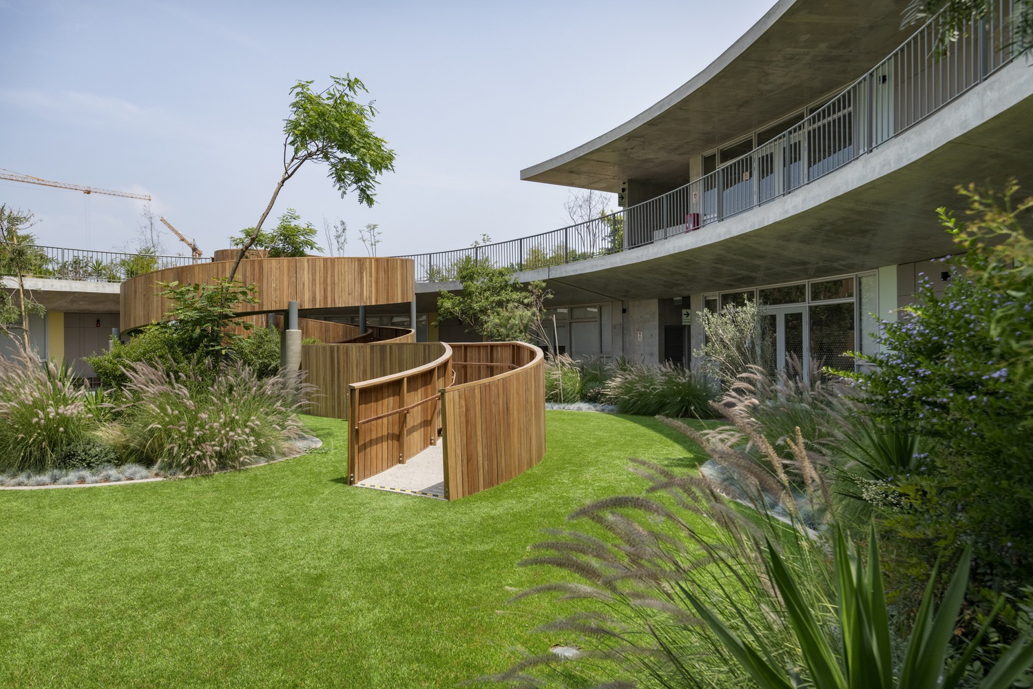 Innovative Early Learning School Architecture at ELS Altair School by Shell Arquitectos ...