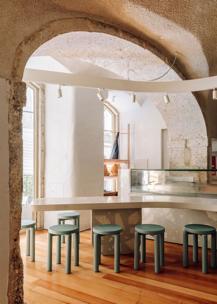 Ofício – Tasco Atípico: A Contemporary Tasca Restaurant Design by Spacegram in Lisbon ...