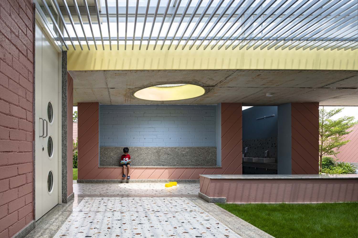 Avinya Inaugural Campus / Spacefiction Studio – Designing for Young ...