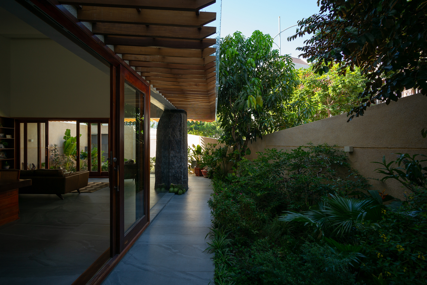 Phan Rang House / H.a – Climate-Responsive Architecture in Vietnam’s ...