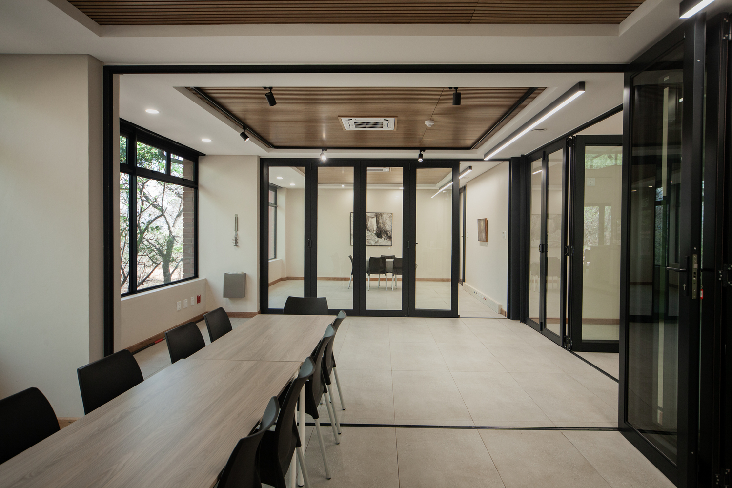 Hope for the Blind Eye Hospital / LEMEG Architects: Redefining ...