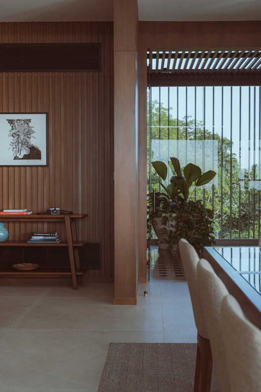 Villa Nuri by Studio Saxe: A Sustainable Hillside Retreat Overlooking ...