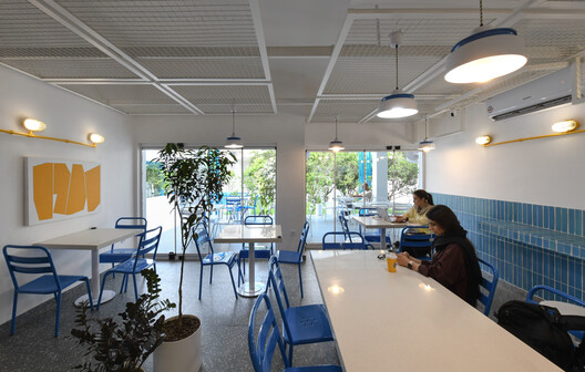 Cafe Zest by VAHID JOUDI STUDIO | Public Building Story