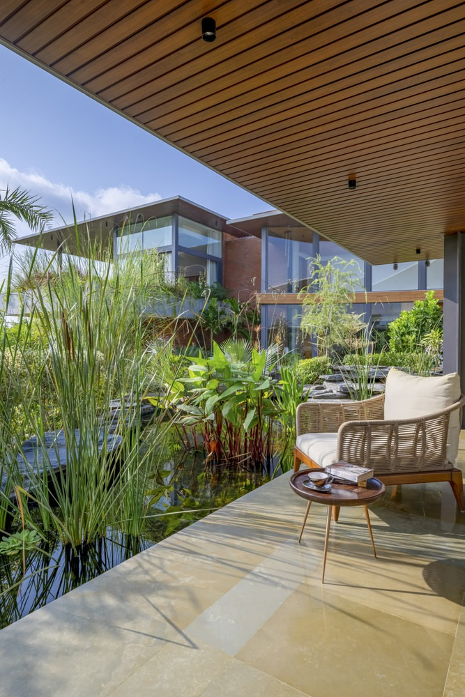 Forest of Joy House by Hiren Patel Architects – A Harmony of Nature and ...