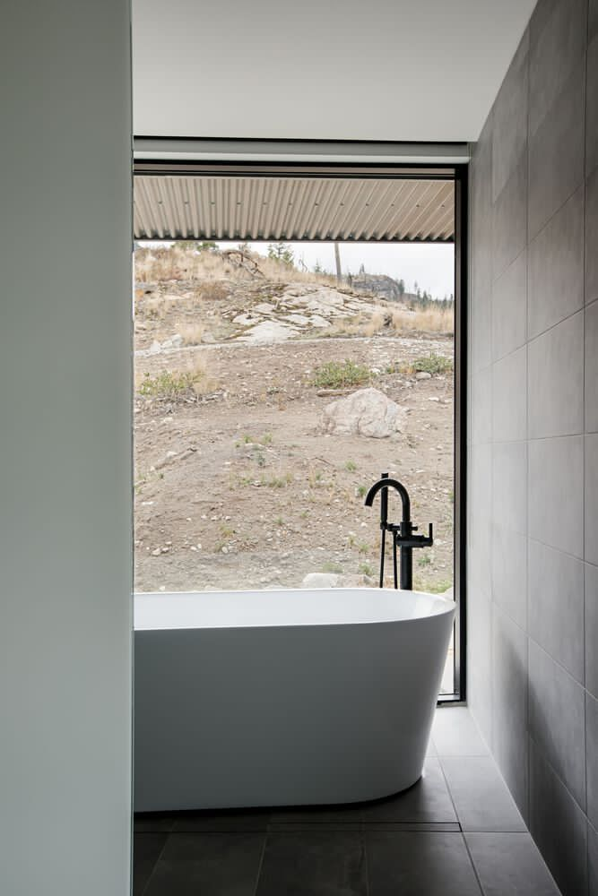 Schlotfeldt Residence by Omar Gandhi Architect: Modern Mountain Living ...