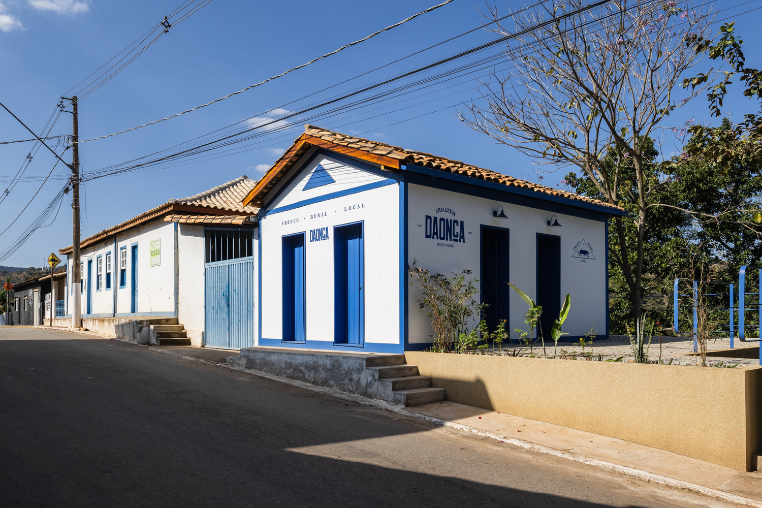 Onça Warehouse by Estudio Pedro Haruf: A Sensitive Restoration and ...