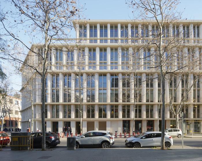 Architectural Marvel Unveiled: BAAS Arquitectura Transforms Pallars 180 ...