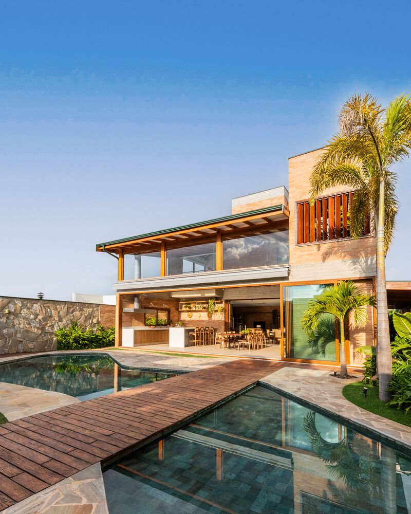 Contemporary Beach-Style Homes in Brazil: A Closer Look at Lima House ...