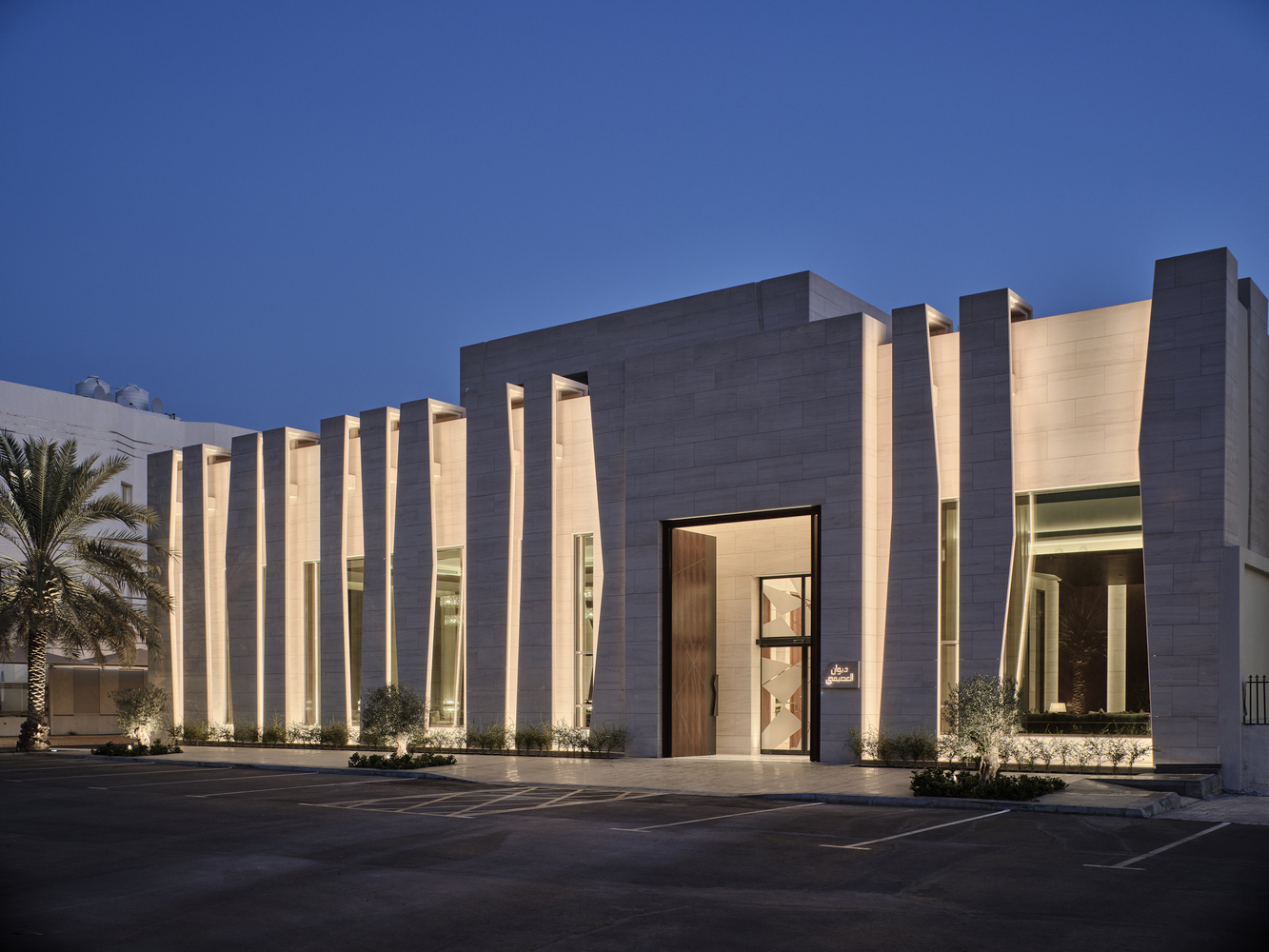 Illuminate Kuwait's Social Hub: AlOsami Diwaniya Unveiled in Faiha ...