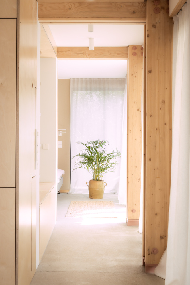 Seamless Integration and Minimalist Design: House M by Busch & Takasaki ...