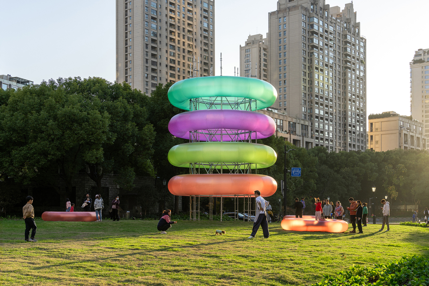 Interactive Public Art Installations: Revitalizing Urban Spaces | Architecture Story