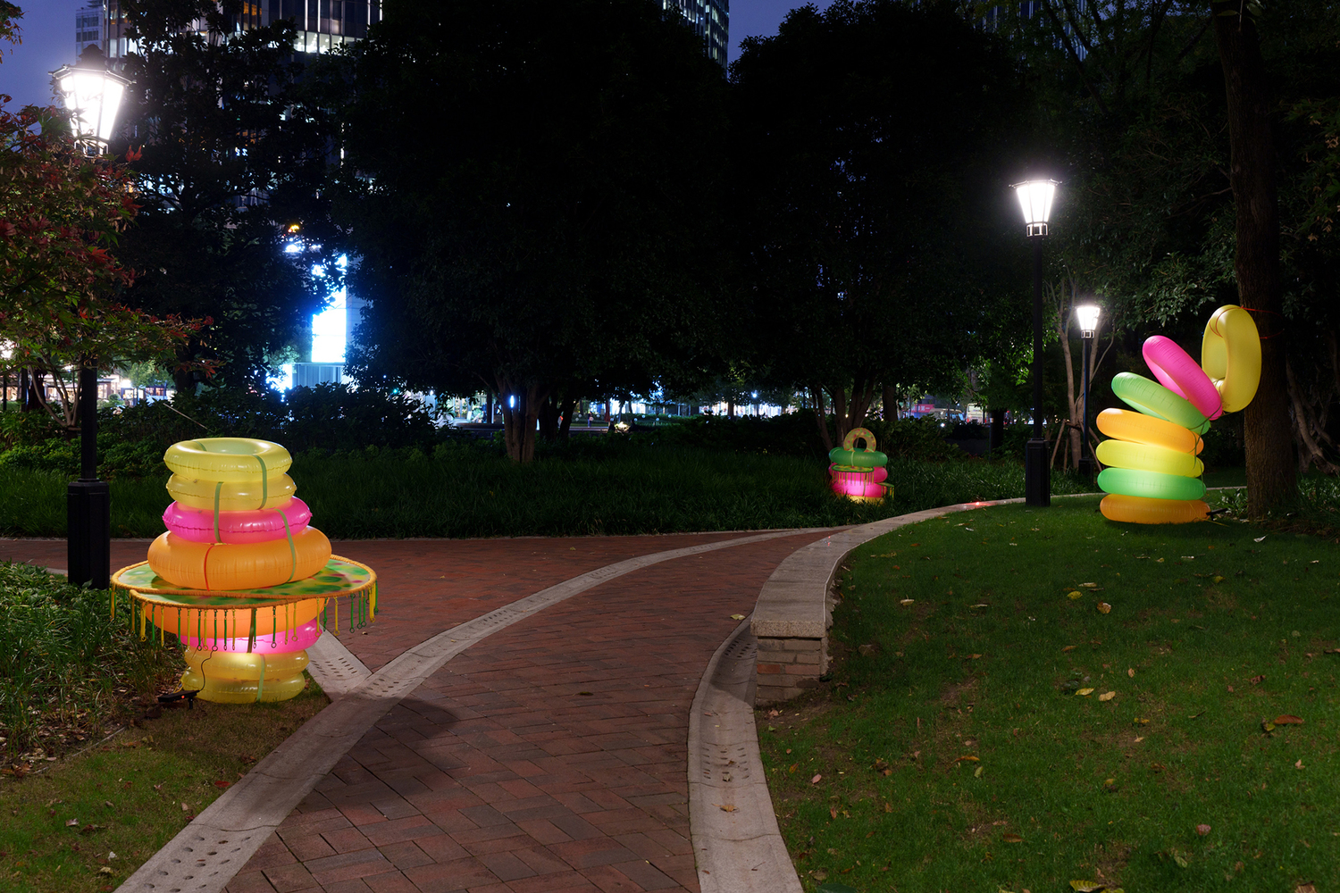 Interactive Public Art Installations: Revitalizing Urban Spaces ...