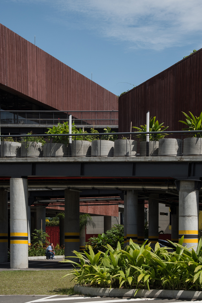 Innovative Educational Architecture: Unveiling the MOVA Teacher ...