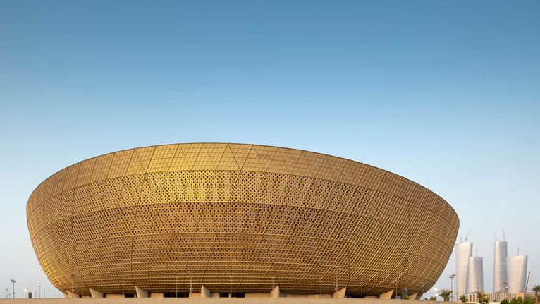 Foster + Partners Create a Playful and Elegant Stadium for Qatar World ...