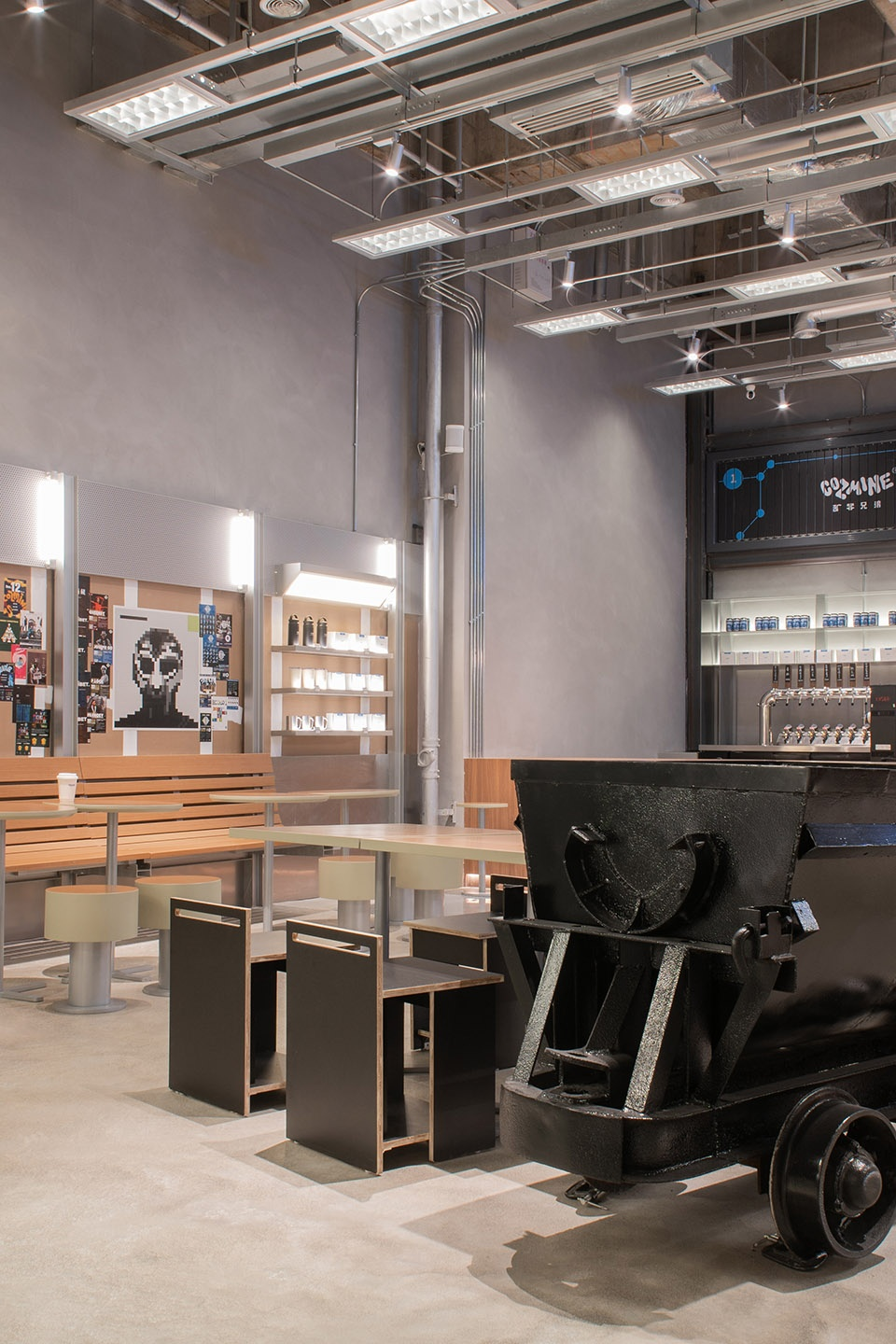 Exploring the Intersection of Fashion and Architecture: Inside COZMINE ...