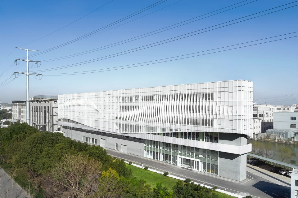 Step inside the futuristic BSH Headquarters in China designed by ...