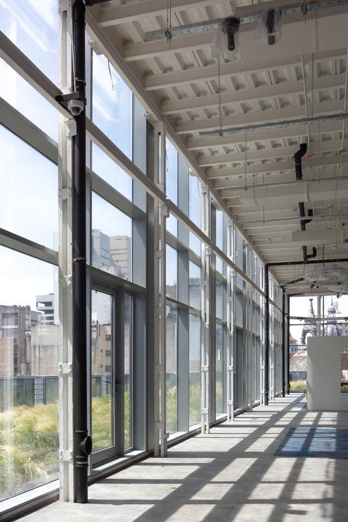 Inside the futuristic Banco Ciudad Headquarters: A glimpse into the ...