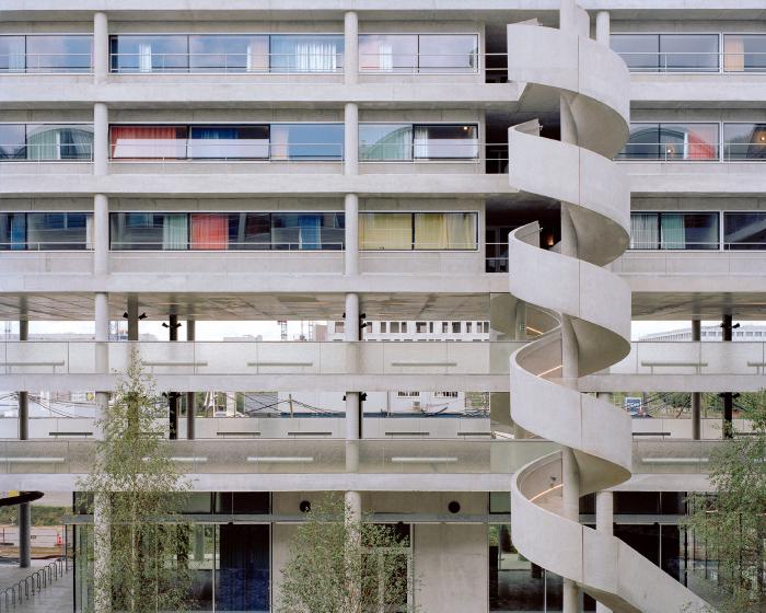 Architectural Marvel Unveiled: Bruther's Futuristic Living Spaces and ...