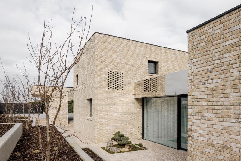 Breaking Ground with Brick: Architekti Mikulaj & Mikulajová's ...