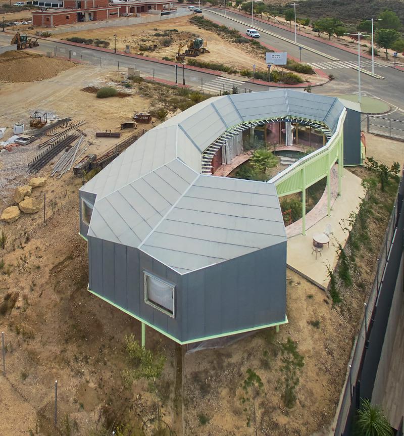 Revolutionary Rambla Climate-House: Architects Jaque and Del Castillo ...