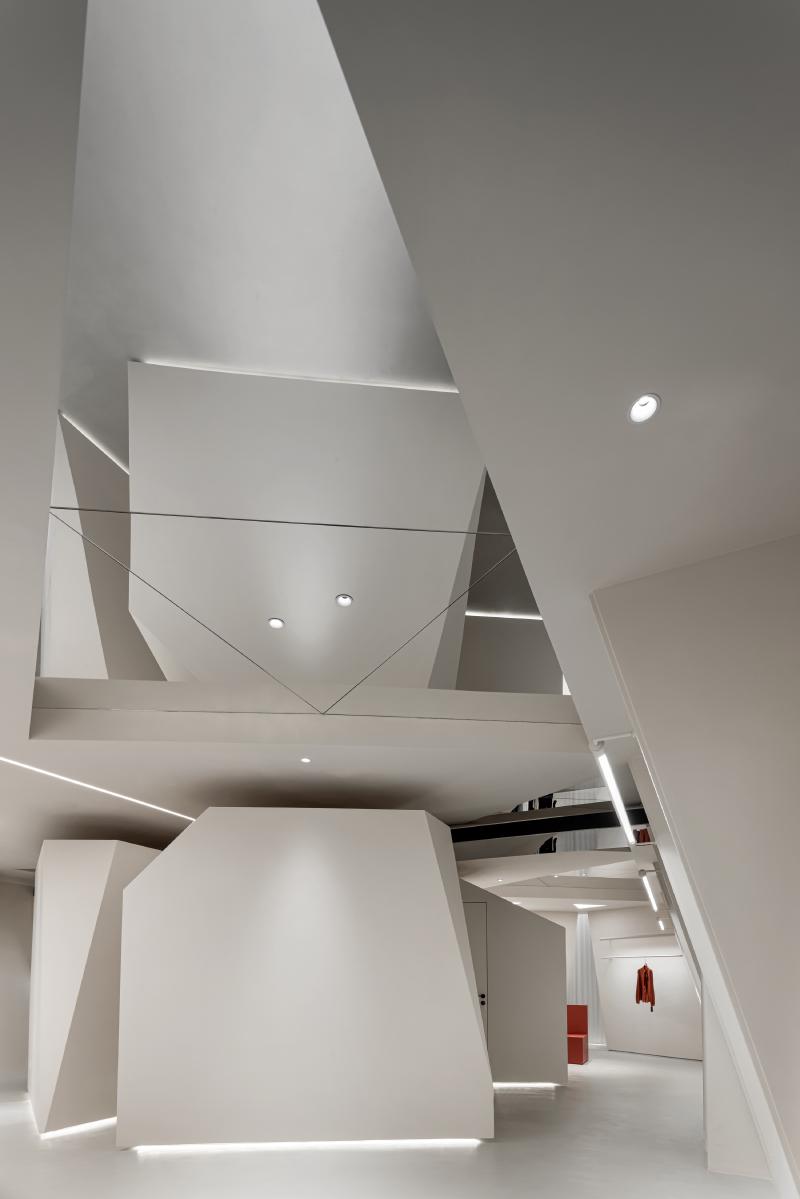 Yinno Unico Boutique by MMC Design: Where Creativity Meets Style ...