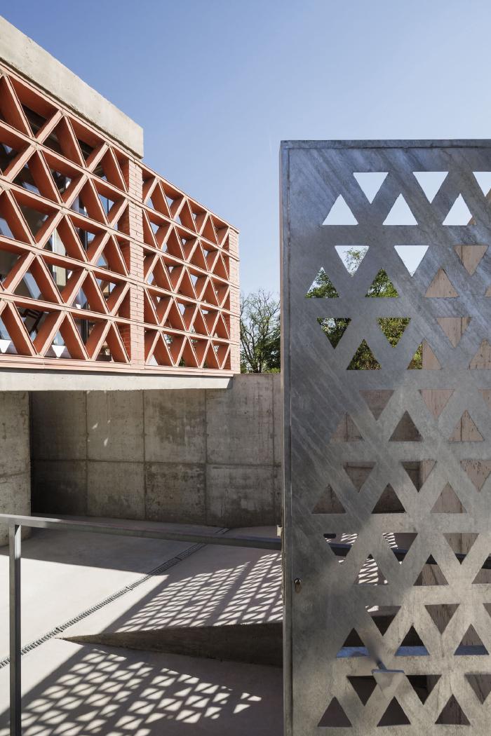 Unveiling the Inspirational Space: Soledad Sevilla Artist Studio by ...