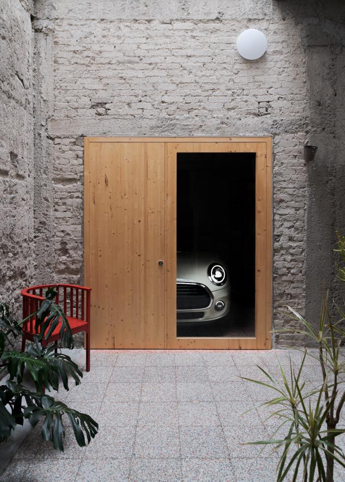 Experience the Bold Simplicity of XStudio's Naked House Design ...