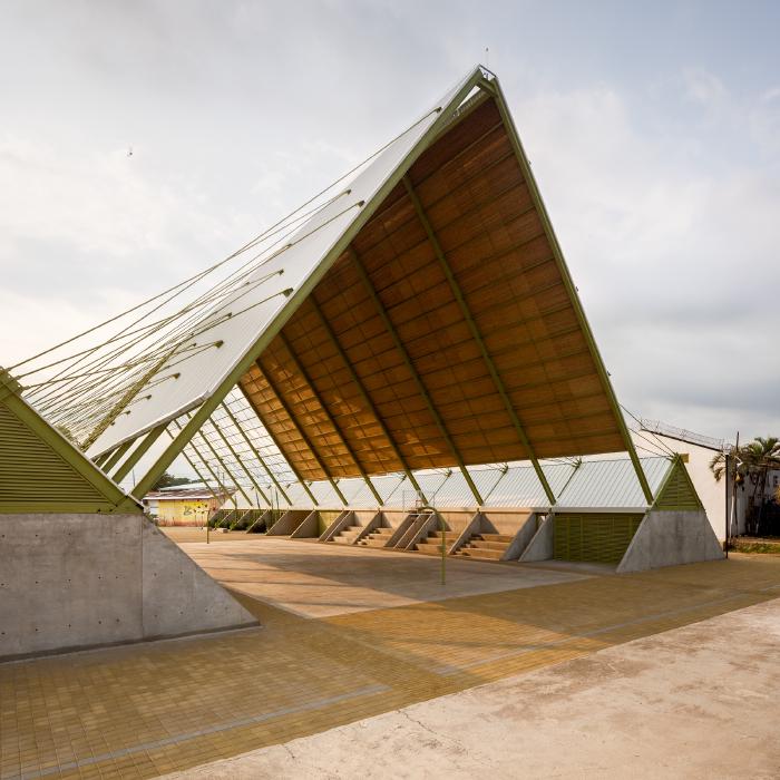 Colectivo C733 Transforms Tapachula Station into a Modern Architectural ...