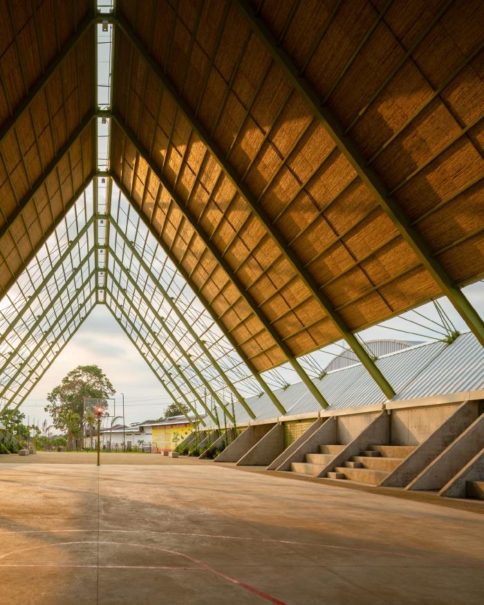 Colectivo C733 Transforms Tapachula Station into a Modern Architectural ...