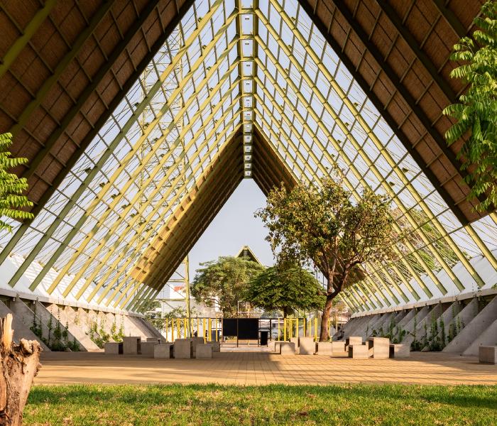 Colectivo C733 Transforms Tapachula Station into a Modern Architectural ...