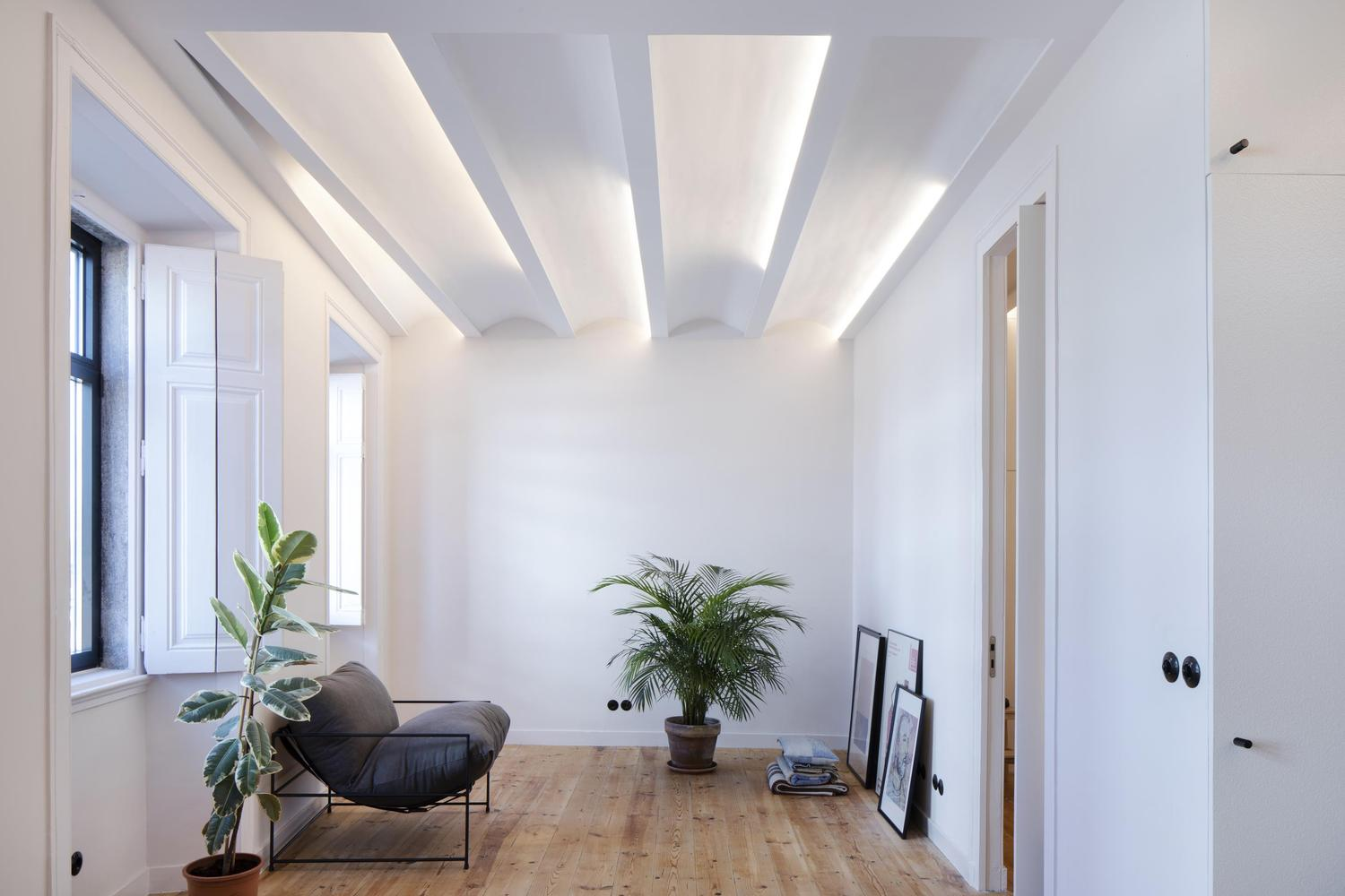 Immerse Yourself in Architectural Splendor: 21 Captivating Interiors ...