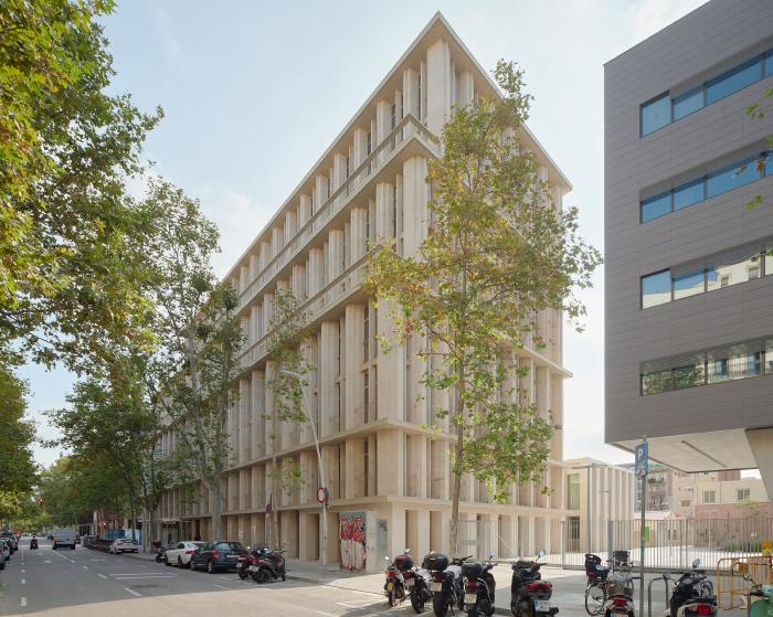 Architectural Marvel Unveiled: BAAS Arquitectura Transforms Pallars 180 ...