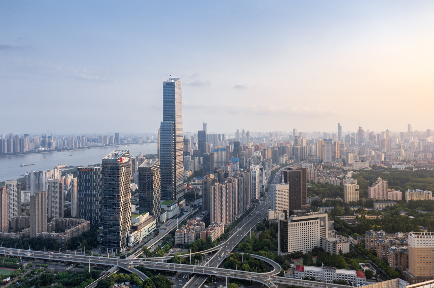 Sustainable Super-High-Rise Office Design in Wuhan: 1 CORPORATE AVENUE ...