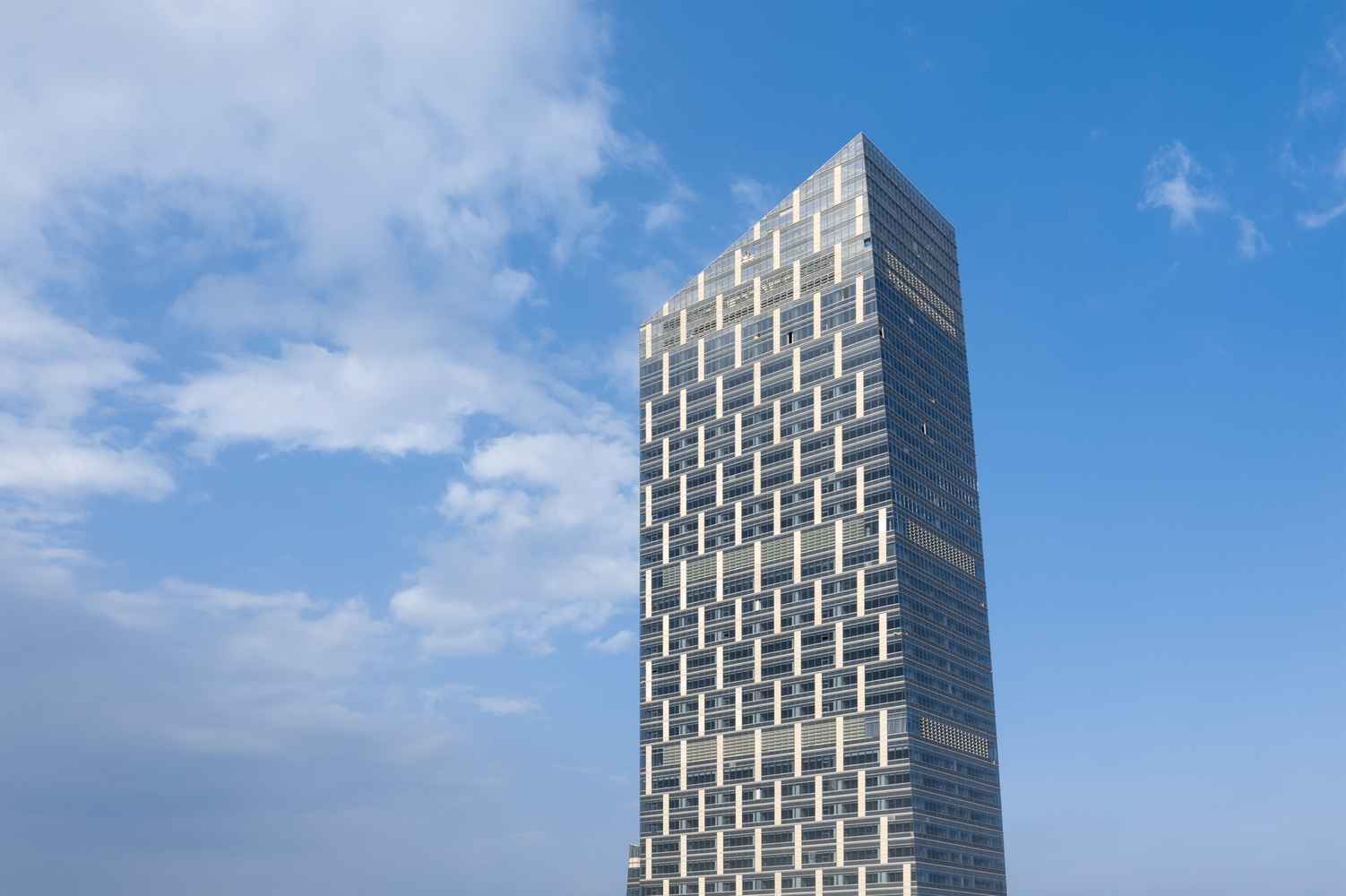 Sustainable Super-High-Rise Office Design in Wuhan: 1 CORPORATE AVENUE ...