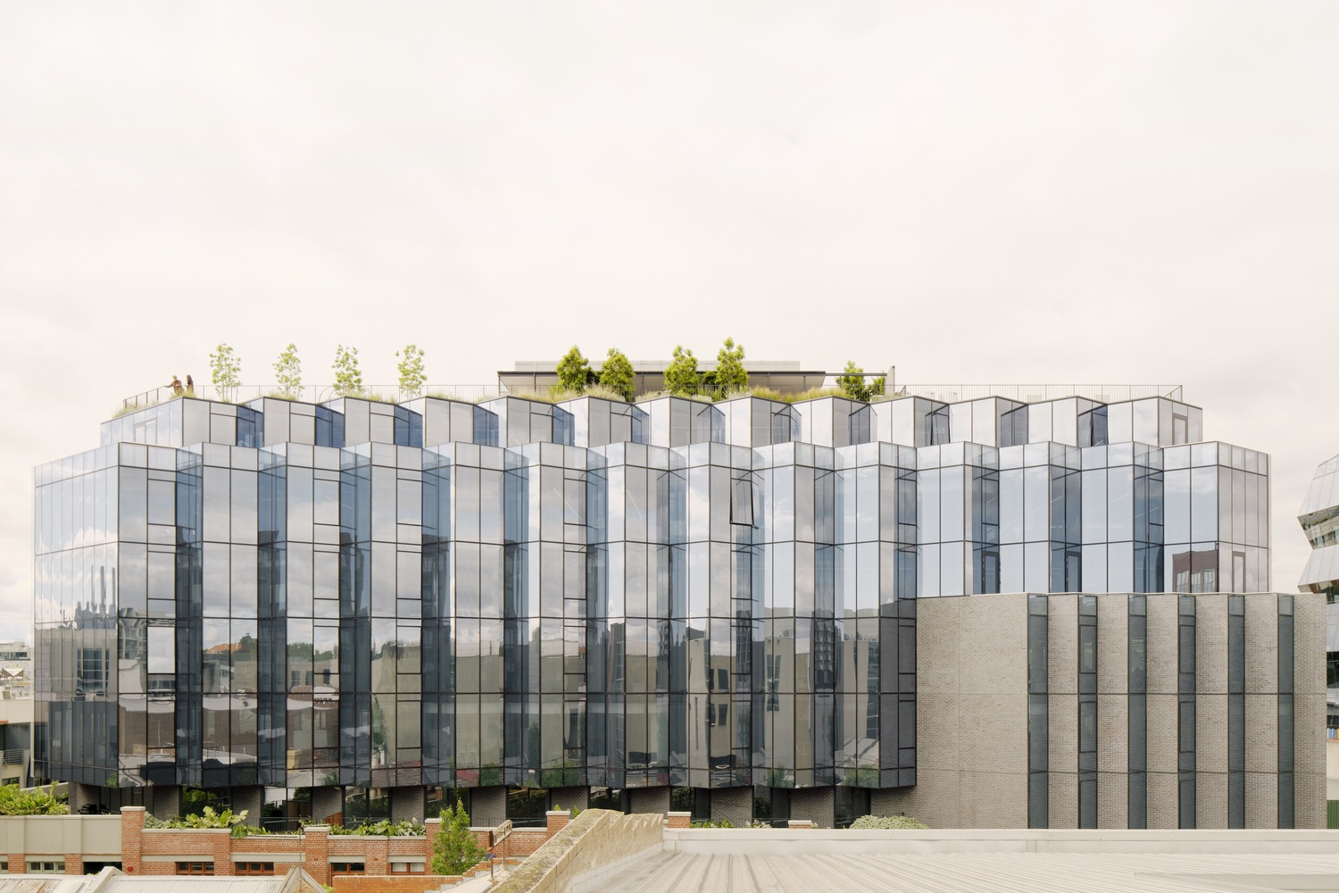 Sustainable Office Building Design: A Deep Dive into Encore Cremorne's ...