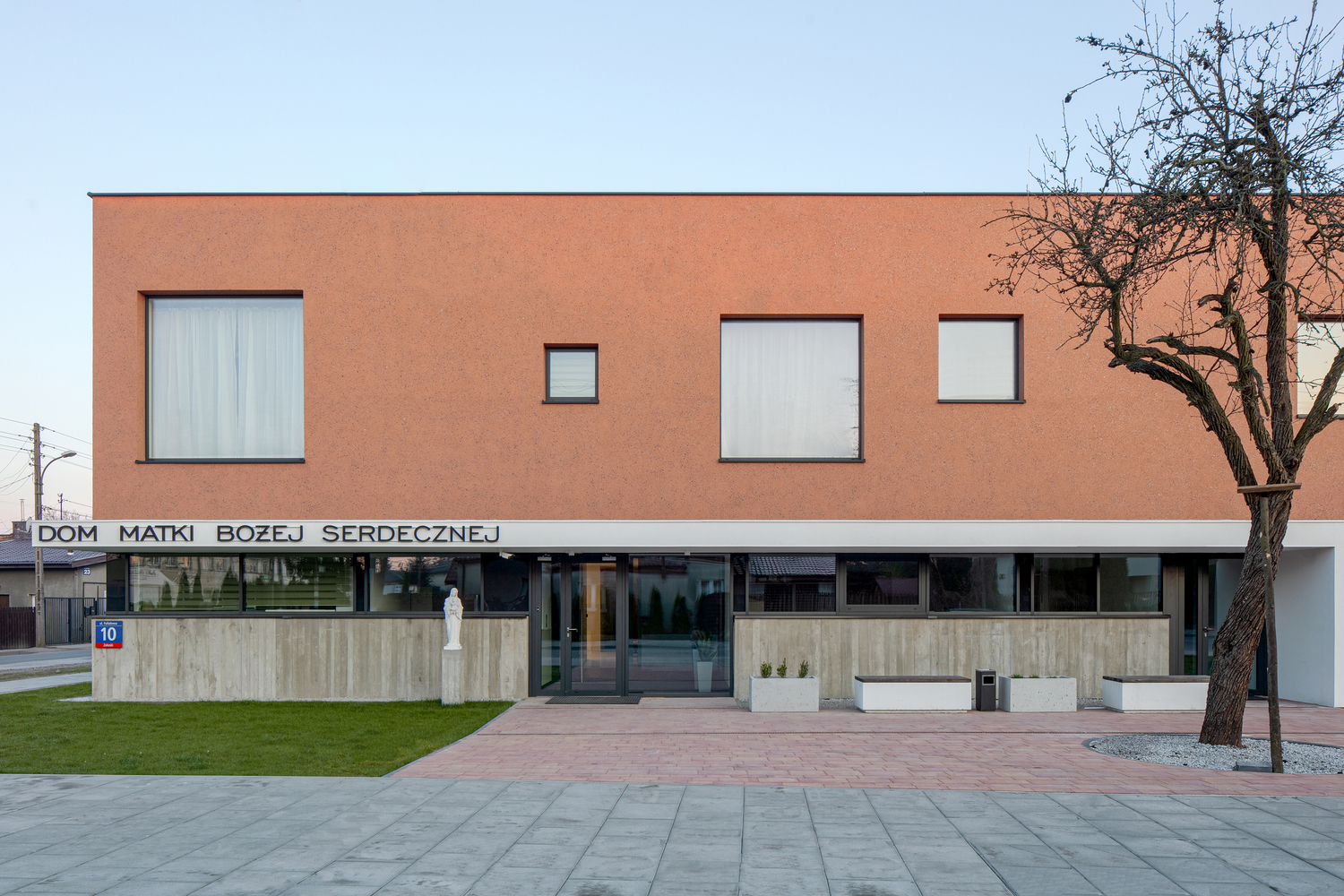 Innovative Homeless Shelters Design: A Comprehensive Overview of Home ...