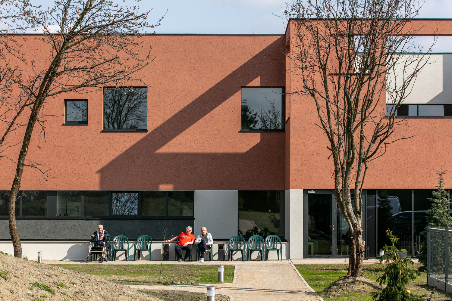 Innovative Homeless Shelters Design: A Comprehensive Overview of Home ...