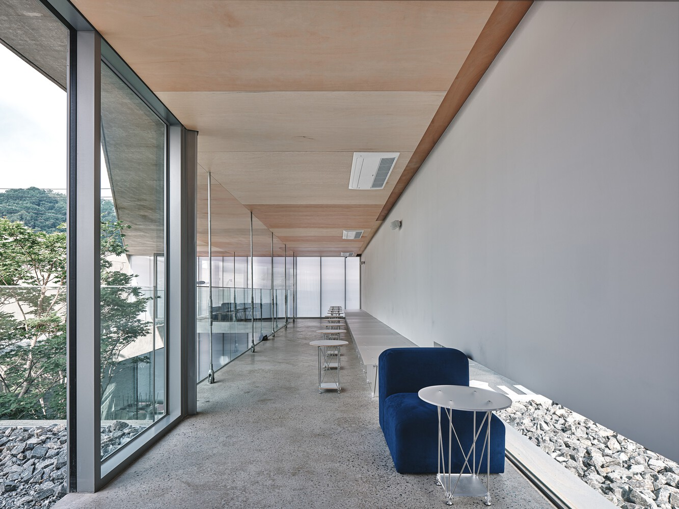 Innovative Cafe Design: A Closer Look at Suum Urban Café and Roaster by ...