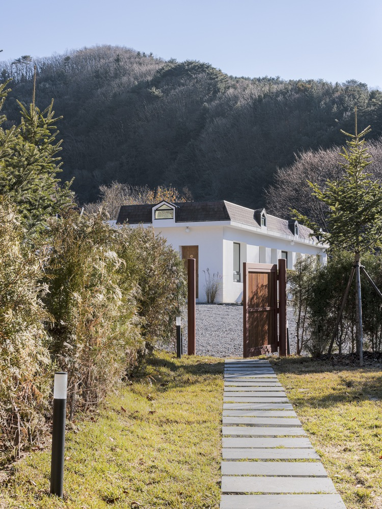 Glass House Homestay: A New Trend in Sensuous Accommodation ...