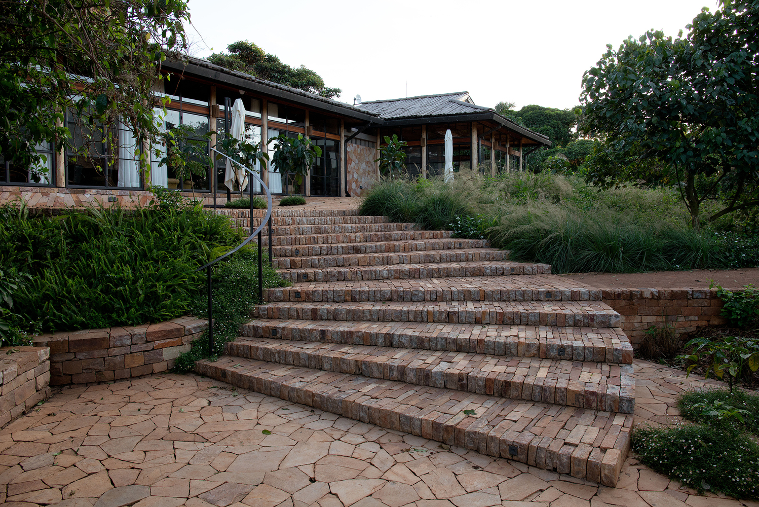 Entebbe Forest Lodge: A Haven of Eco-Friendly Lodge Design in Uganda ...