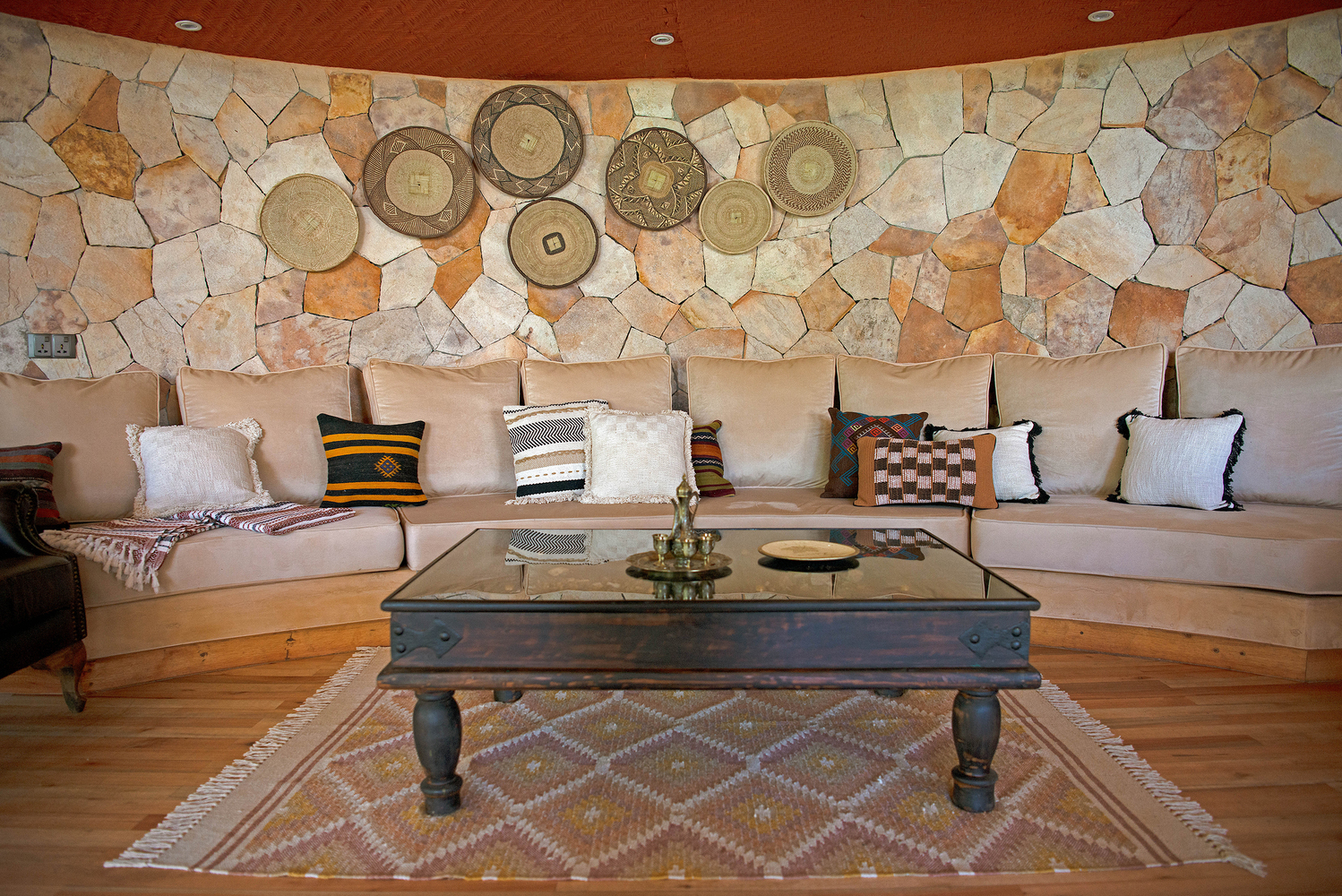 Entebbe Forest Lodge: A Haven of Eco-Friendly Lodge Design in Uganda ...