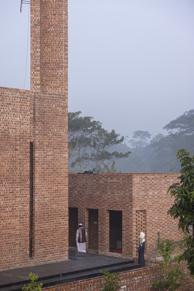 Modern Mosque Design in Bangladesh: A Closer Look at Bait Ur Raiyan ...
