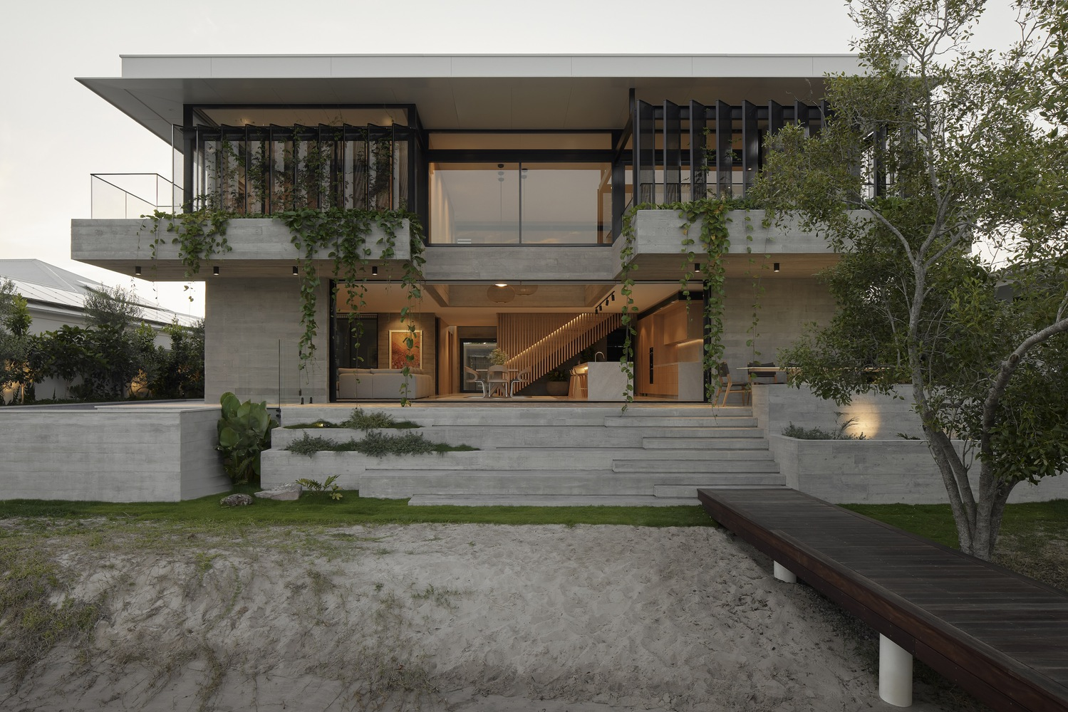 Modern Riverfront Homes in Australia: A Deep Dive into Sjøhavn House by ...