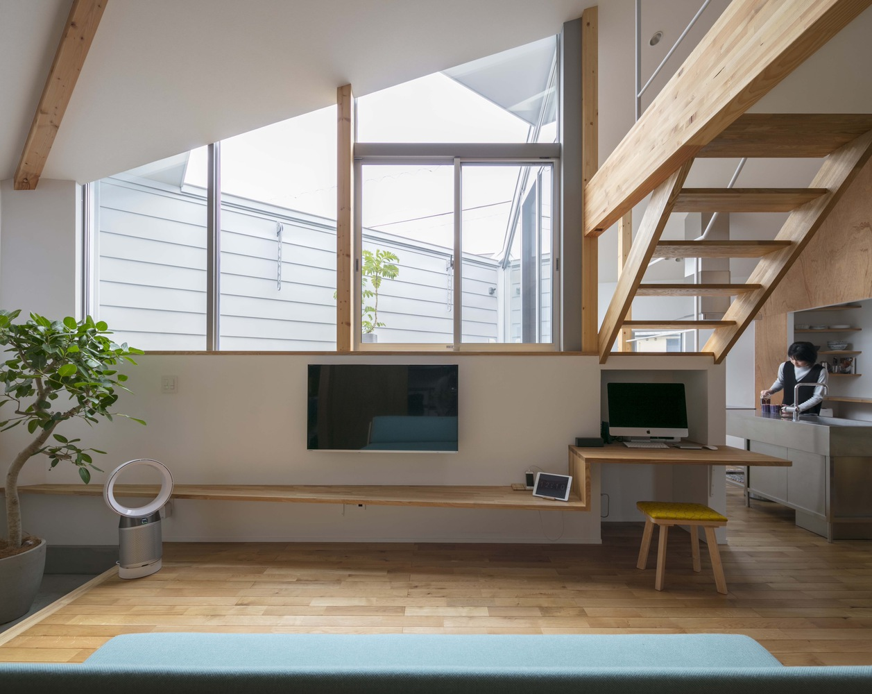 Modern Japanese Home Design: House H by Shinsuke Fujii Architects ...