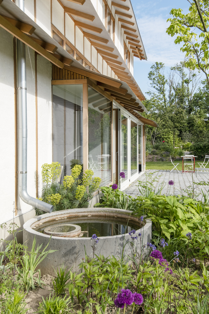 Eco-friendly Gallery House Design in Belgium: The Gallery House by Wim ...