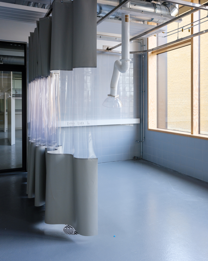 Sustainable Research Center Design: A Closer Look at DTU B112 Research ...