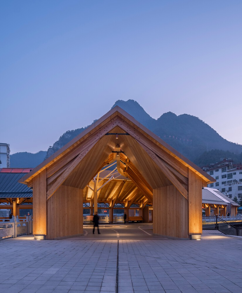 Sustainable Corridor Bridges: Unveiling the New Herringbone Bridge by ...