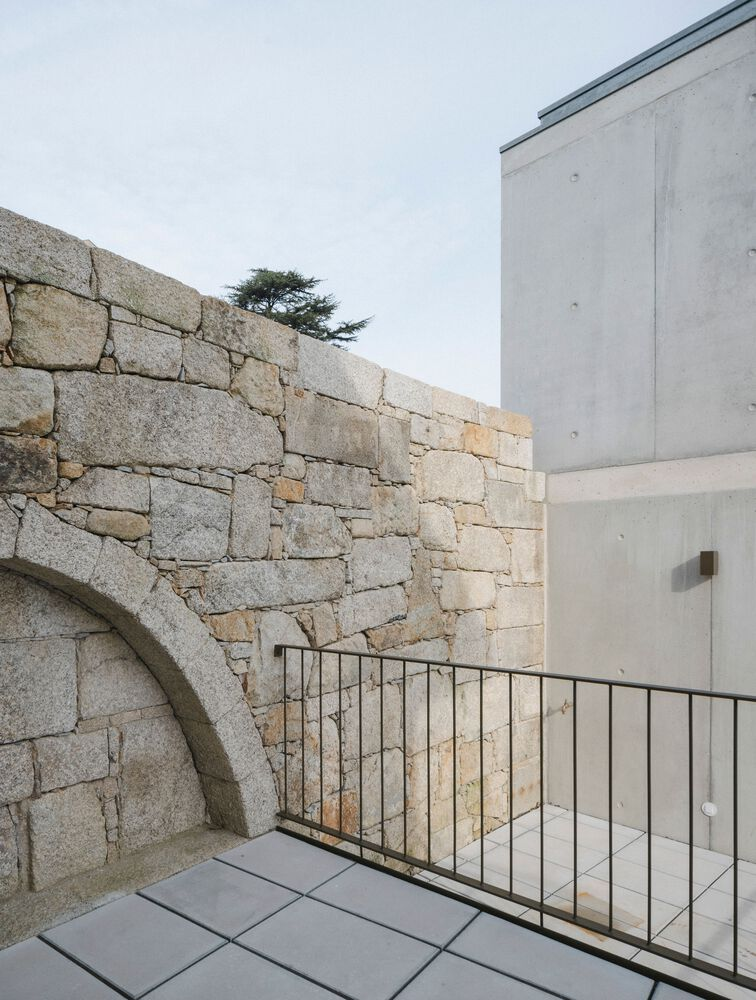 Terraced Housing Architecture: The DPV Residential Building by Adriano ...