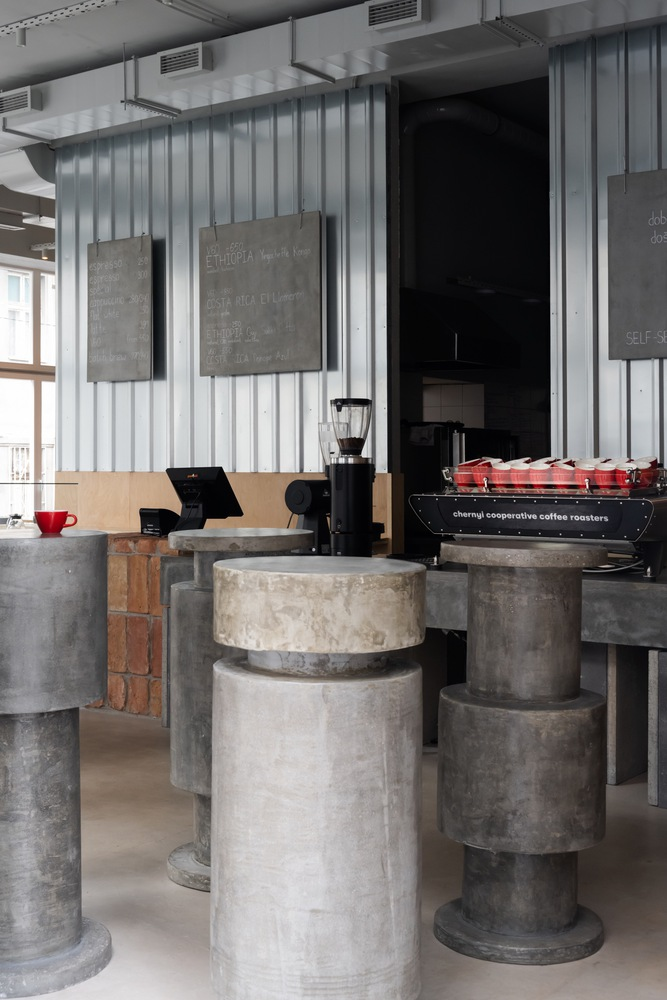 Chernyi Cooperative Coffee Roasters: A New Era in Modern Brutalist Cafe ...
