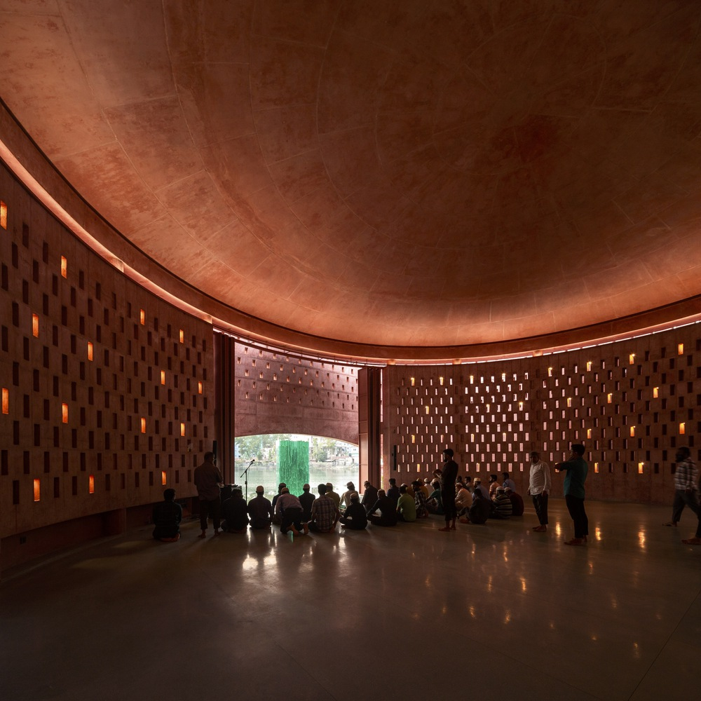 Zebun Nessa Mosque: A New Chapter in Innovative Mosque Design in ...
